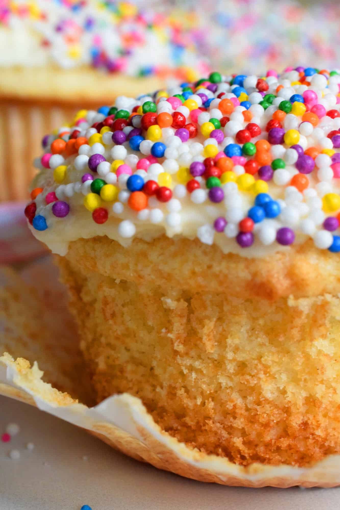 Simple Vanilla Cupcakes - Lord Byron's Kitchen