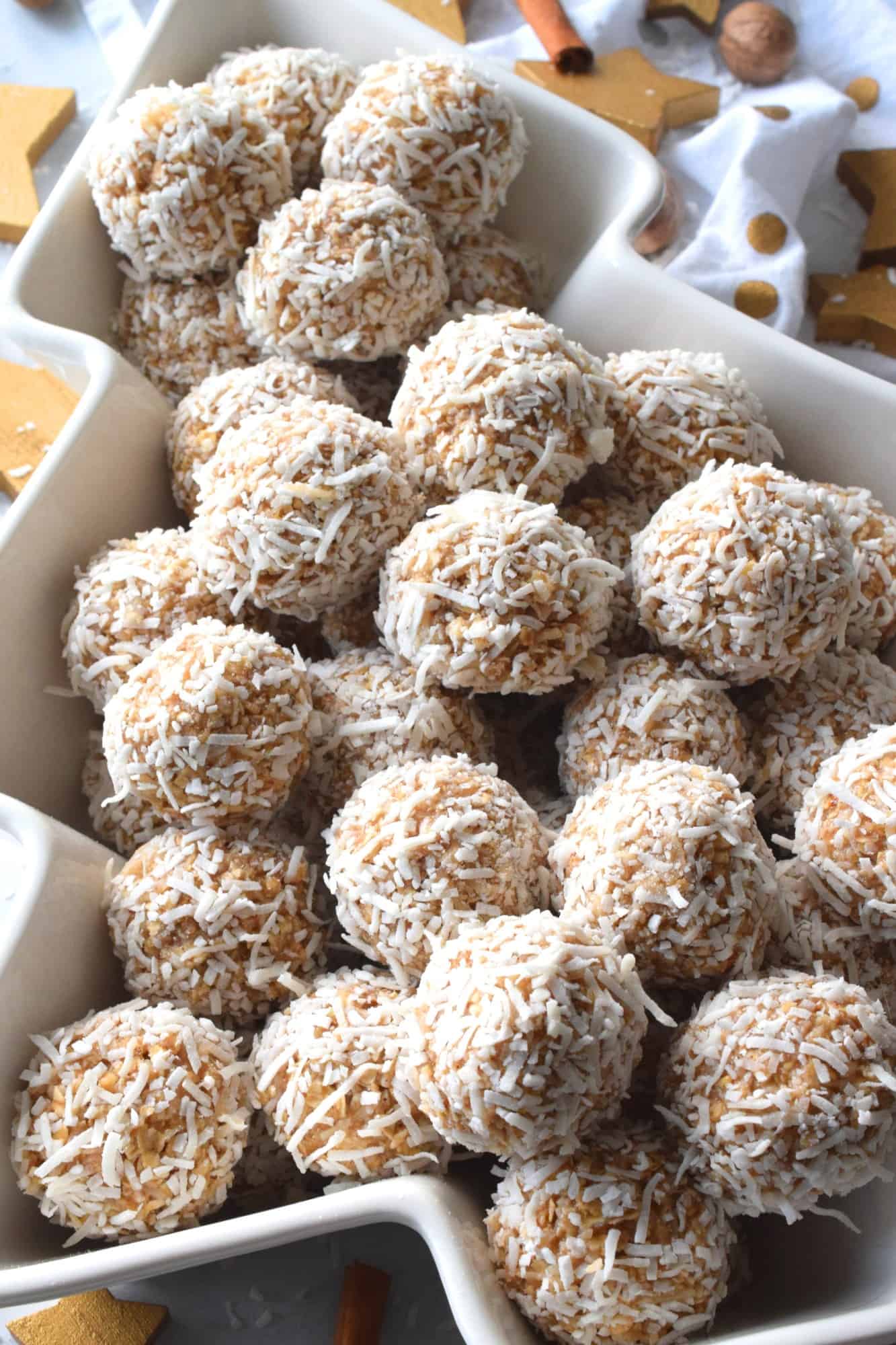 Holiday Spiced Snowballs - Lord Byron's Kitchen