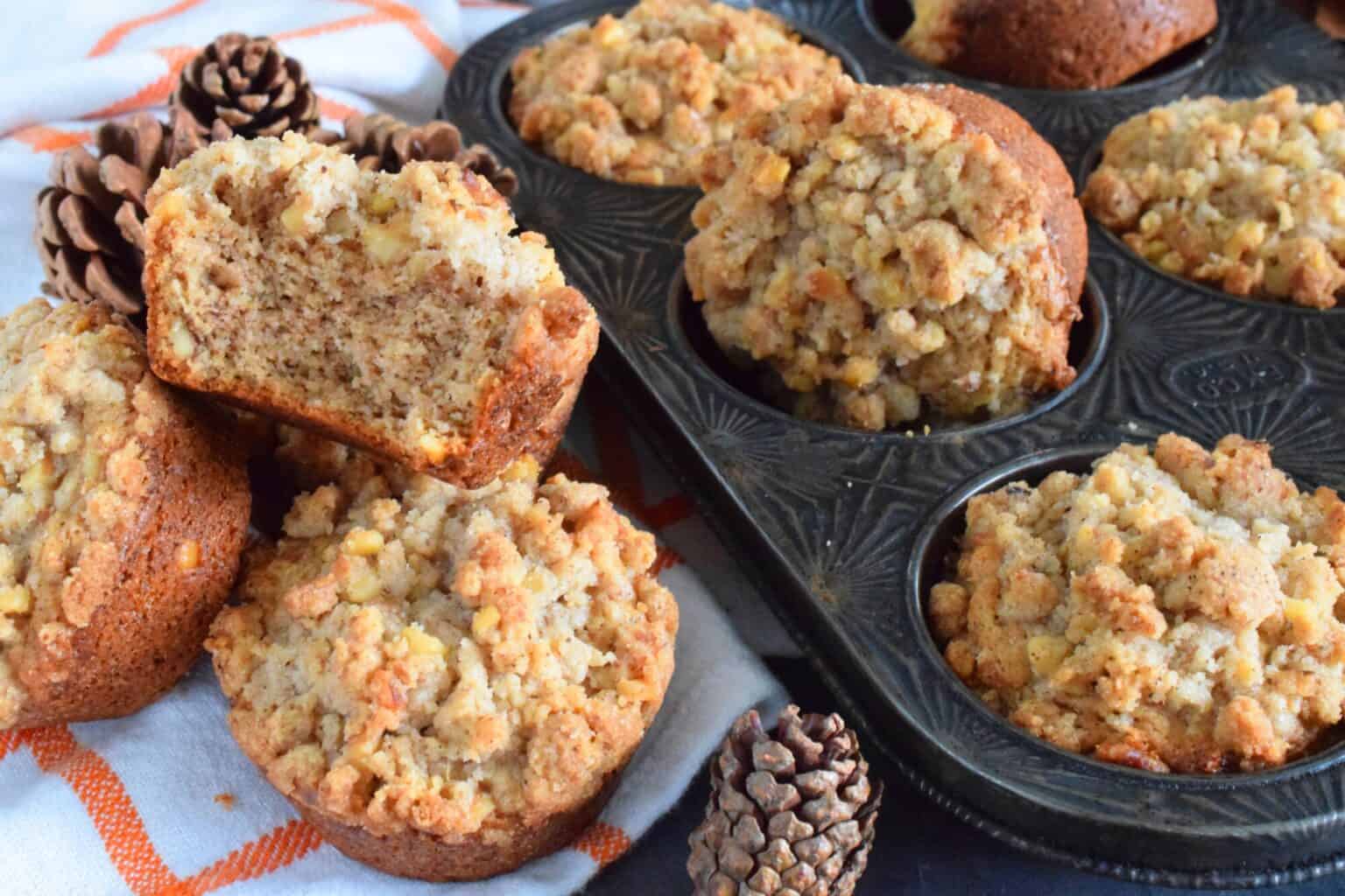 Pumpkin Streusel Muffins - Lord Byron's Kitchen